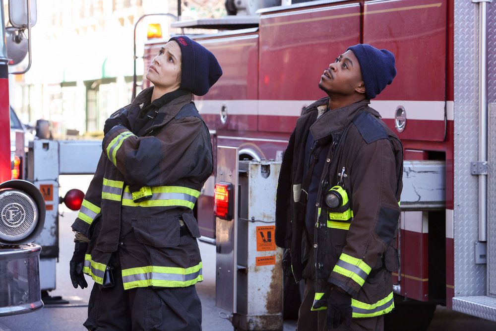 Photo de Miranda Rae Mayo - Chicago Fire : Photo Daniel Kyri, Miranda ...