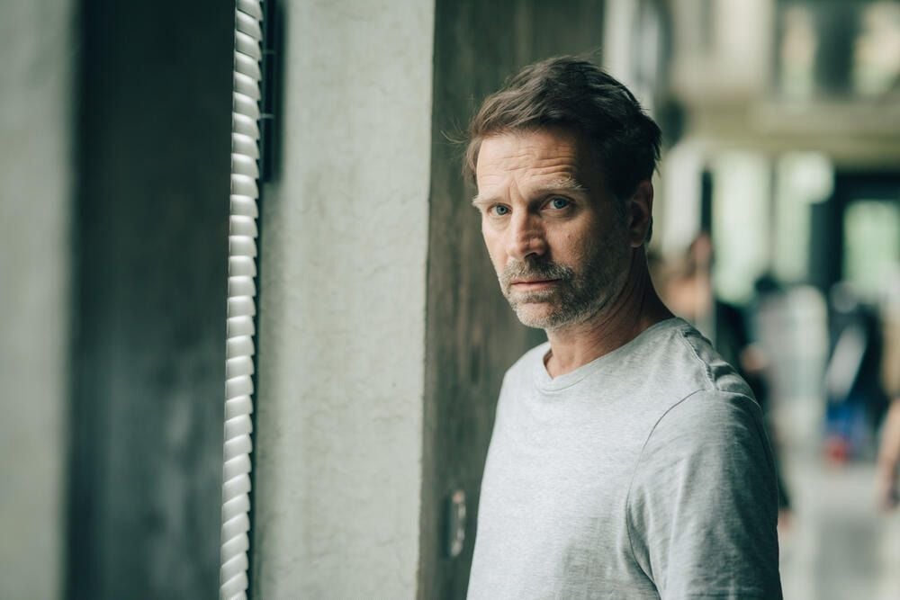 Mademoiselle Holmes : Mademoiselle Holmes : Photo Thomas Jouannet - 6 sur 8 - AlloCiné