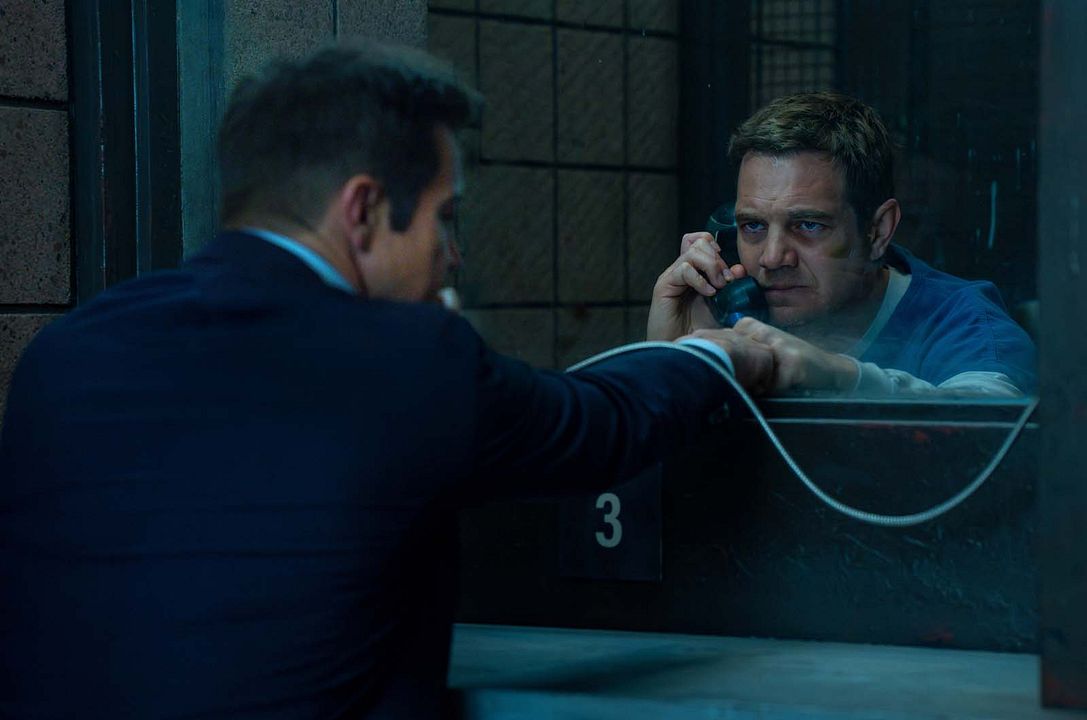 Photo de Taylor Handley - Photo Taylor Handley, Jeremy Renner - Photo 0 ...