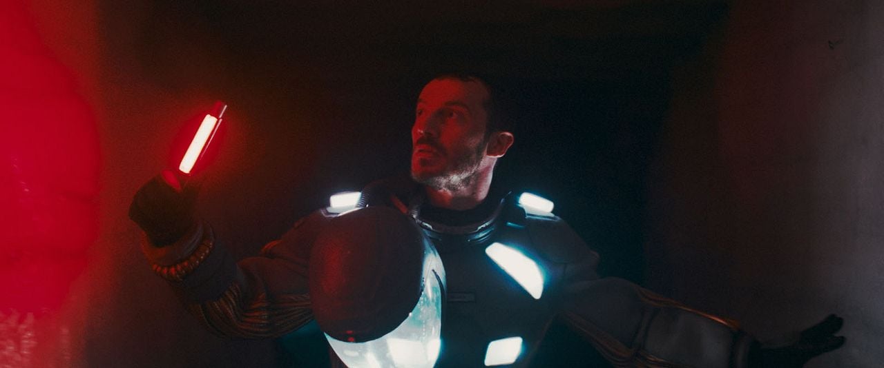 Photo du film Eternal - Photo 10 sur 12 - AlloCiné