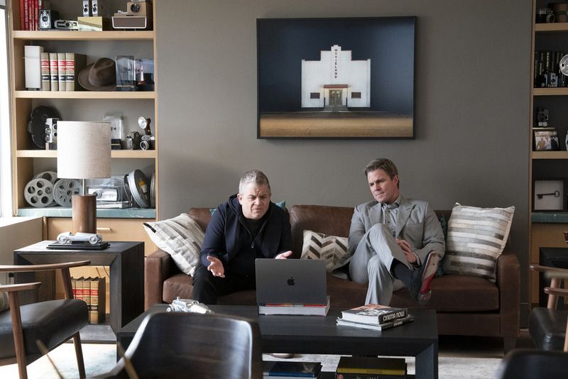 Photo de Stephen Amell - Suits: L.A. : Photo Patton Oswalt, Stephen ...