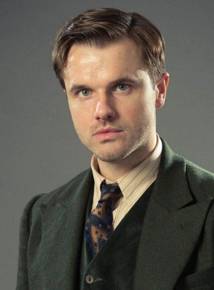 Mortal Engines : Peter Jackson recrute son acteur chez Misfits: Ronan ...