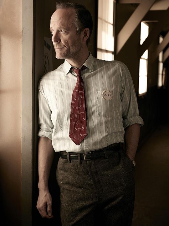 Manhattan : Photo John Benjamin Hickey - 33 sur 50 - AlloCiné