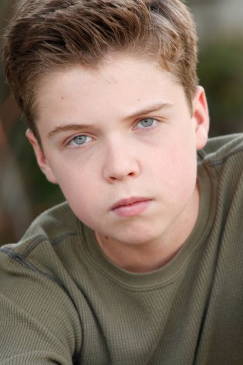 Photo de Evan Roe - Affiche Evan Roe - Photo 10 sur 11 - AlloCiné