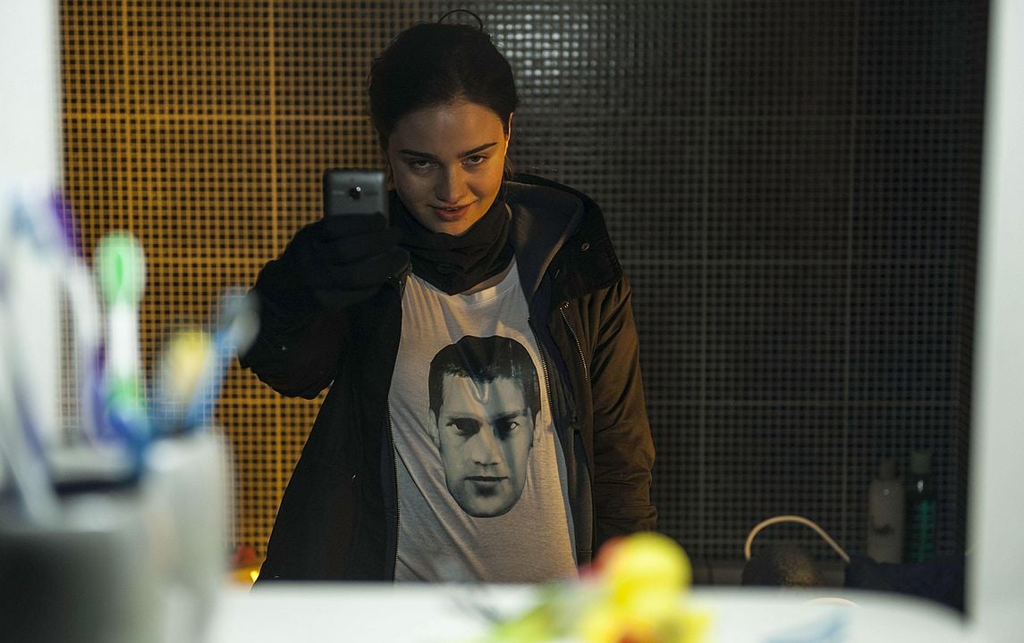 The Fall : The Fall : Photo Aisling Franciosi - 58 sur 80 - AlloCiné