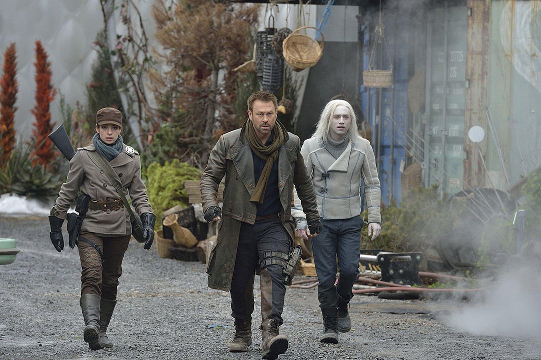 Defiance : Defiance : Photo Jesse Rath, Anna Hopkins, Grant Bowler - 31 ...