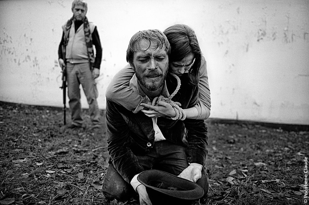 Photo de Not close enough - Photo 1 sur 9 - AlloCiné