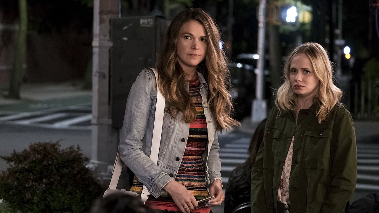 Poster Younger saison 4 - Affiche 118 sur 234 - AlloCiné