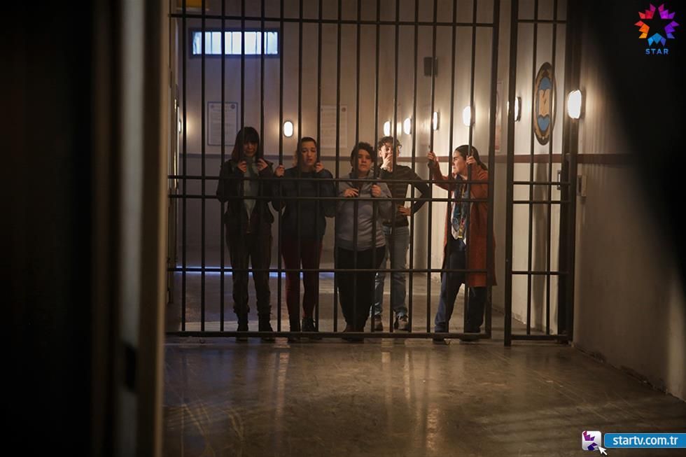 Avlu : Avlu : Photo - 50 sur 265 - AlloCiné