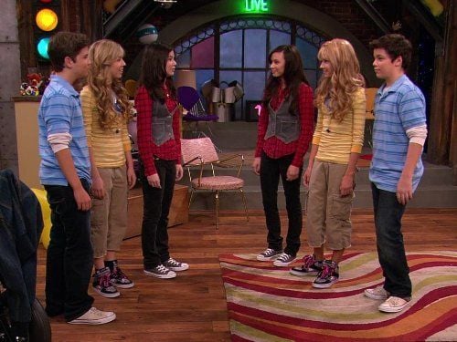 Poster iCarly saison 2 - Affiche 90 sur 152 - AlloCiné