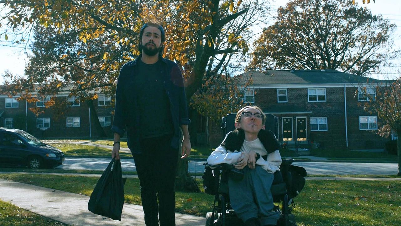 Poster Ramy saison 1 - Affiche 16 sur 24 - AlloCiné