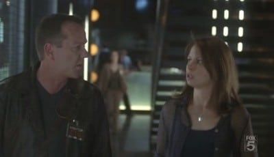 Poster saison 8 - Affiche 33 sur 294 - AlloCiné