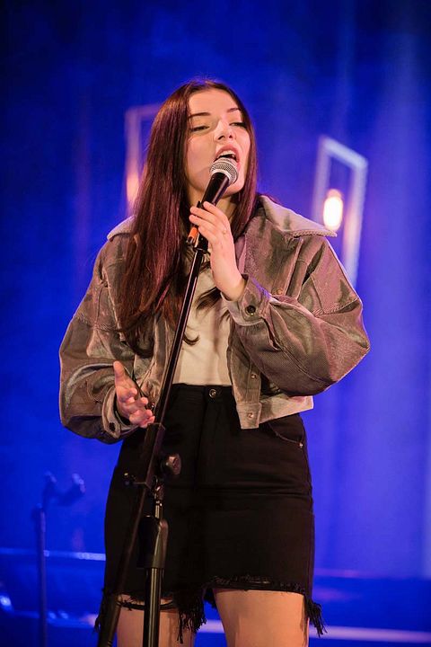 Bia : Photo Clara Marz - 123 sur 130 - AlloCiné