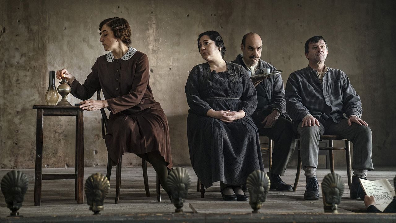 Photo du film La Stranezza - Photo 2 sur 9 - AlloCiné