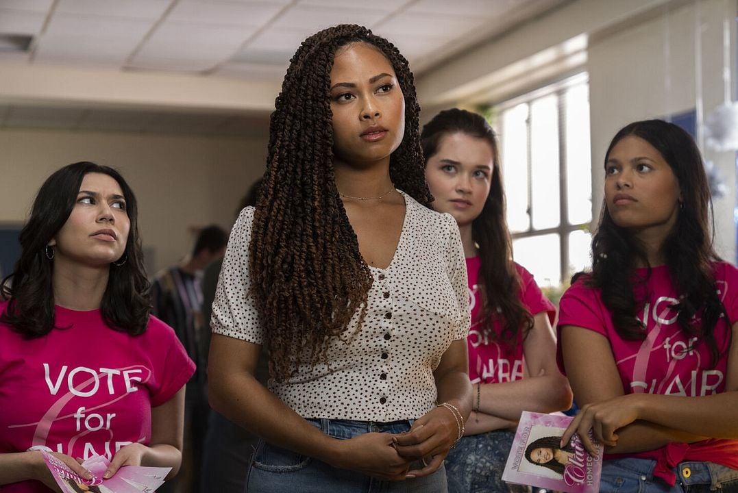 Photo de Rainbow Wedell - School Spirits : Photo Rainbow Wedell - Photo ...