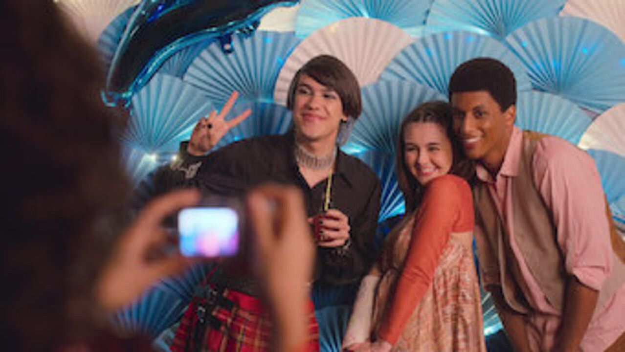 Poster saison 1 - Affiche 19 sur 39 - AlloCiné