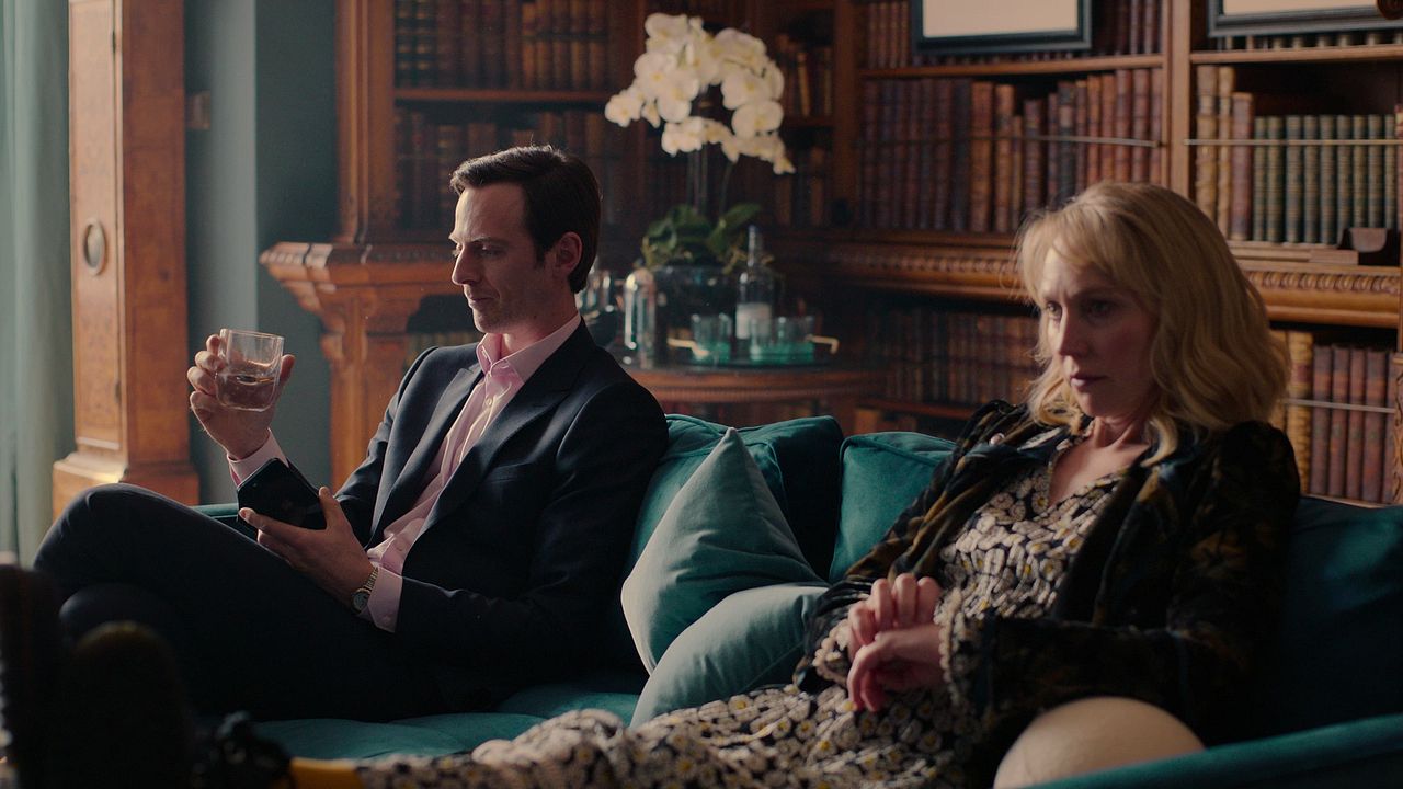 Poster saison 1 - Affiche 8 sur 19 - AlloCiné