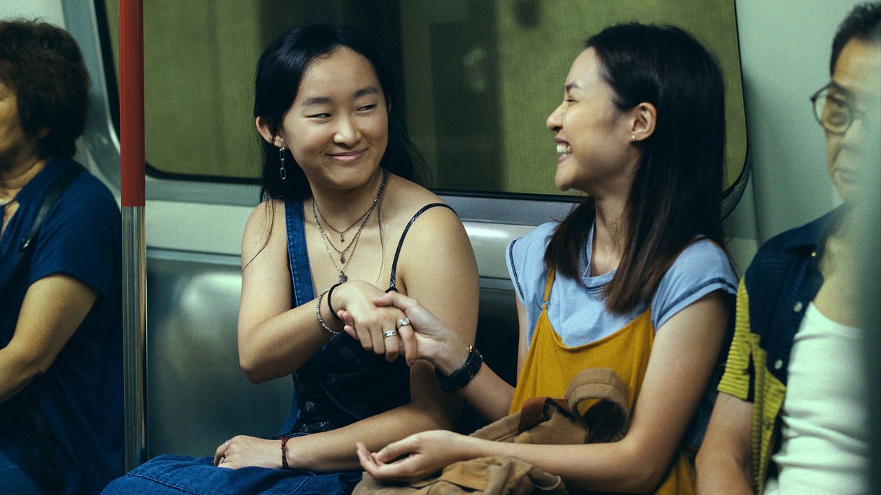 Poster Expats saison 1 - Affiche 4 sur 24 - AlloCiné