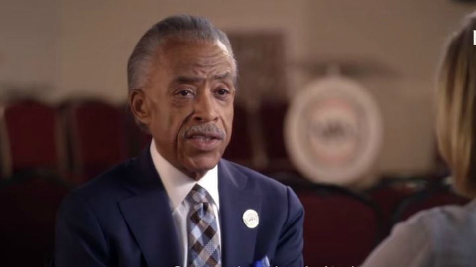 Chelsea Does - saison 1 Bande-annonce (3) VO - Trailer Chelsea Does S01 ...