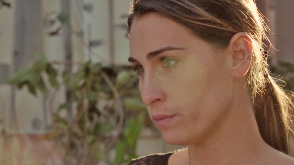 Trailer du film L'Intrusa - L'Intrusa Bande-annonce VO - AlloCiné