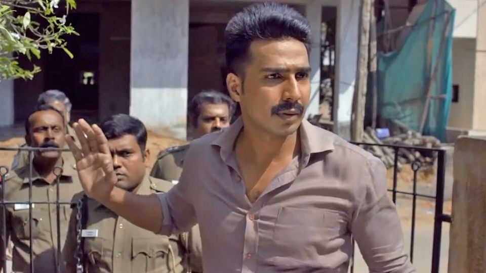 Trailer du film Ratsasan - Ratsasan Bande-annonce VO - AlloCiné