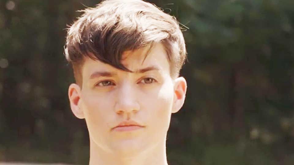 Trailer du film They/Them - They/Them Bande-annonce VO - AlloCiné