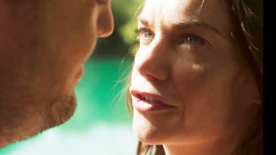 Trailer du film True Things - True Things Bande-annonce VO - AlloCiné
