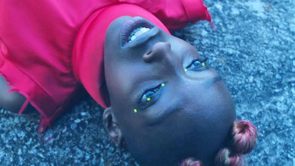 Trailer du film Neptune Frost - Neptune Frost Bande-annonce VO - AlloCiné