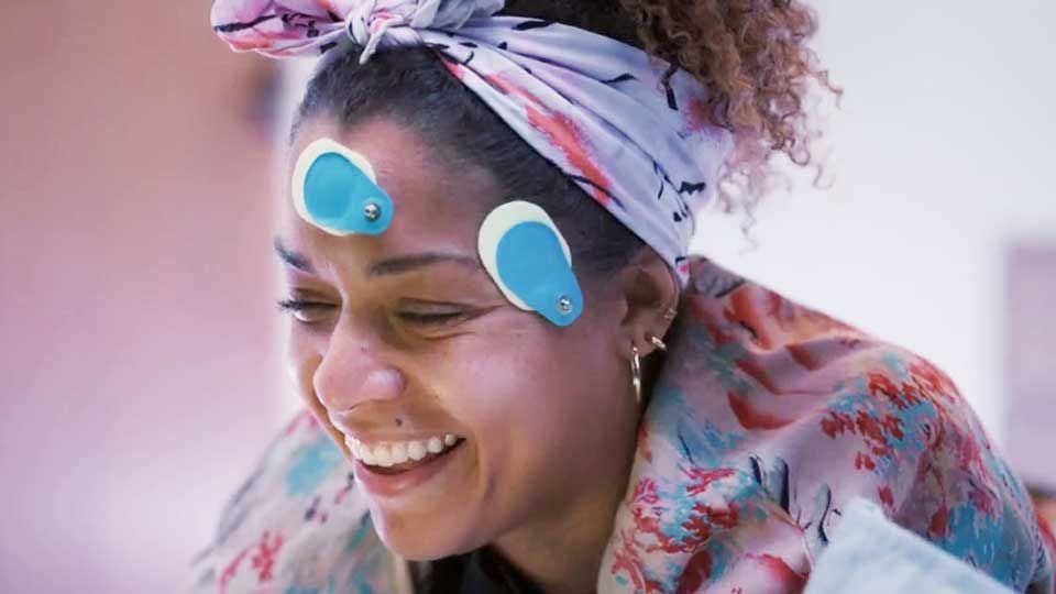 Still Up - saison 1 Bande-annonce VO - Trailer Still Up S01 - AlloCiné