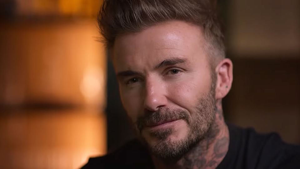 Beckham - saison 1 Bande-annonce VO - Trailer Beckham S01 - AlloCiné