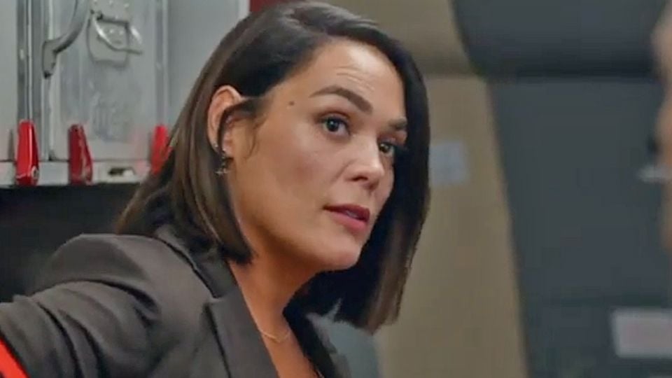 Astrid et Raphaëlle - saison 4 Bande-annonce VF - Trailer Astrid et ...